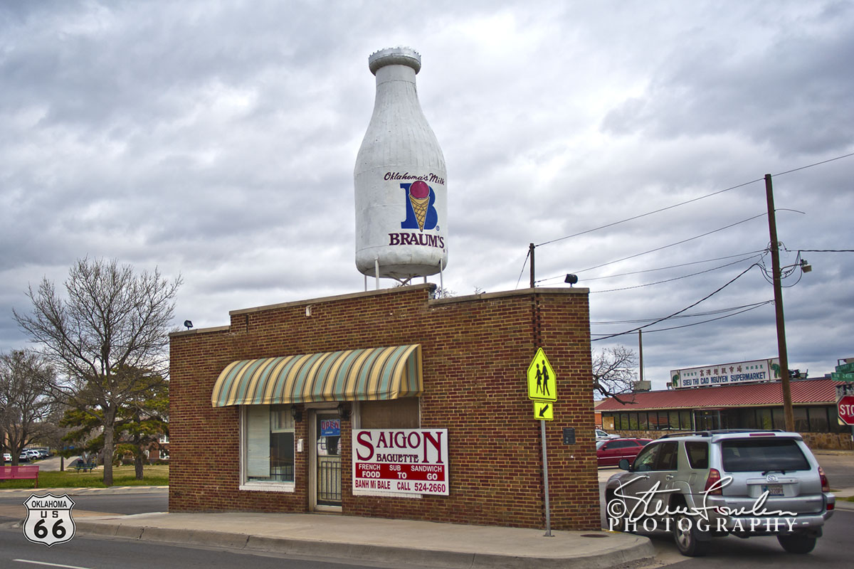 178 Braums Milk Bottle Oklahoma City OK Steve Loveless Photography 178 Braums Milk Bottle Oklahoma City OK Steve Loveless Photography